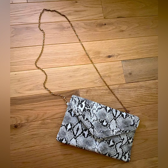 LF | Bags | Like New Snakeskin Envelope Crossbody Purse | Poshmark